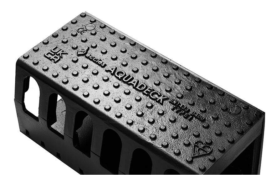 M4 River Taff Road and Rail Bridges - eccles